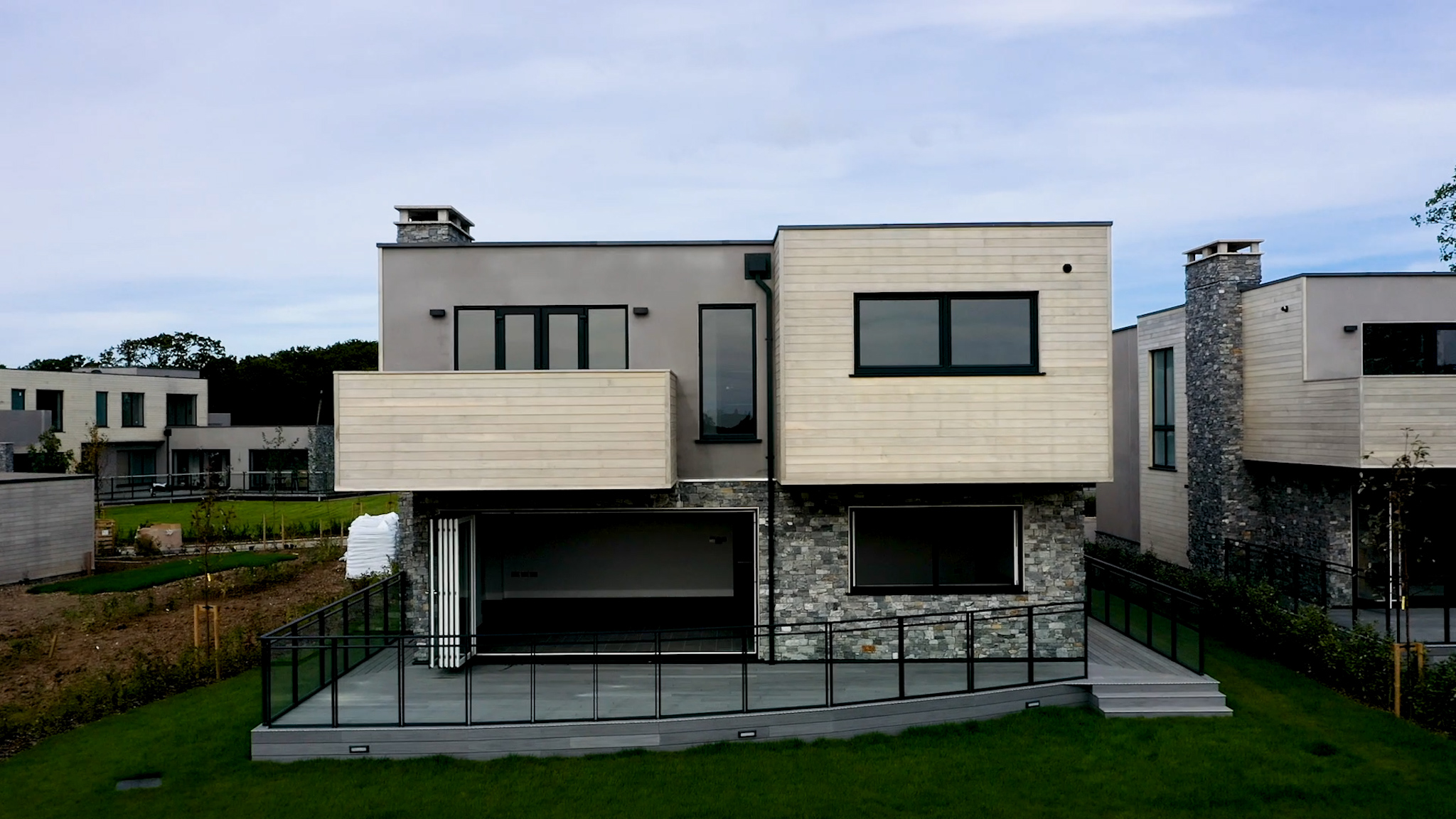 Showcase Gallery – Invisifold